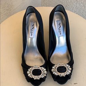 Nina Shoes | Black 2 Inch Heels With Bling | Poshmark